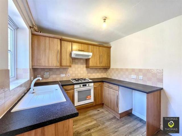 2 bedroom terraced house for rent in Bishops Castle Way, Gloucester, GL1