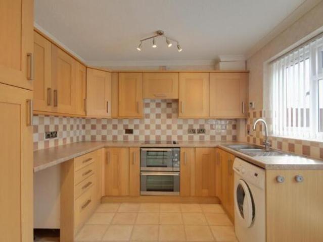 2 bedroom terraced house for rent in Bishops Road, Abbeymead, Gloucester, GL4