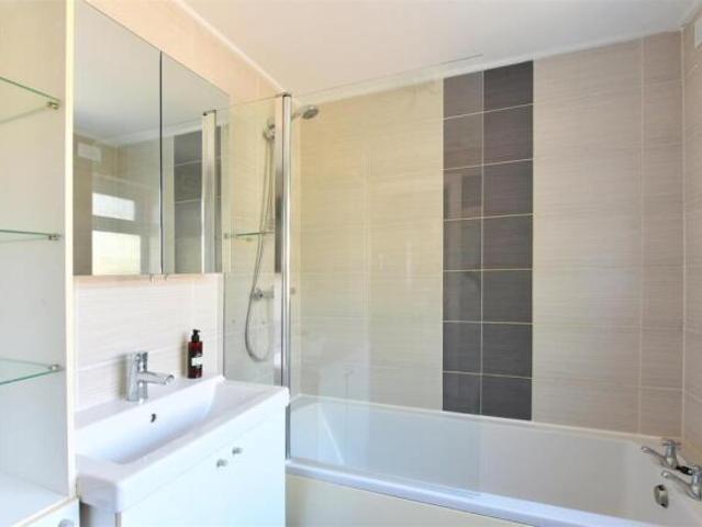 2 bedroom terraced house for rent in Bismarck Street, Leeman Road, York, YO26