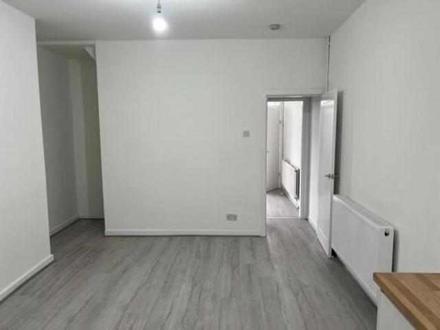 2 bedroom terraced house for rent in Blackley New Road, Manchester, Blackley, M9