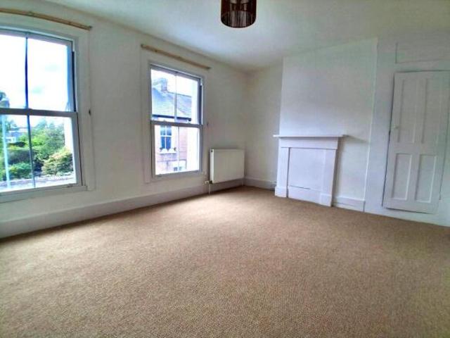 2 bedroom terraced house for rent in Blossom Street, Cambridge, CB1