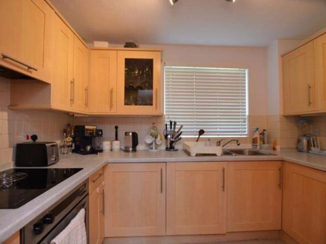 2 bedroom terraced house for rent in Braemar Gardens, Slough, SL1