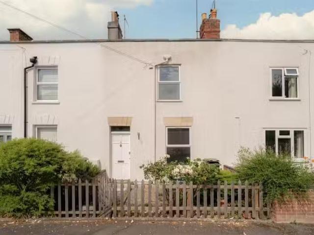 2 bedroom terraced house for rent in Brandon Place, Leckhampto.