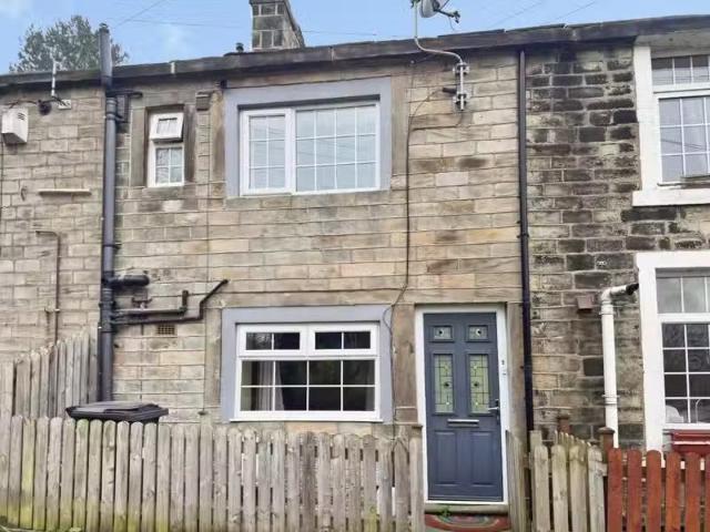 2 bedroom terraced house for rent in Brearley Lane Top, Ludden.