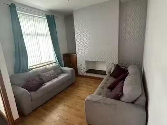 2 bedroom terraced house for rent in Brockenhurst Street, Burn.