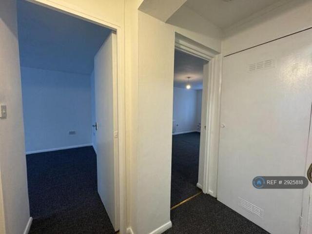 2 bedroom terraced house for rent in Brook Street, Luton, LU3