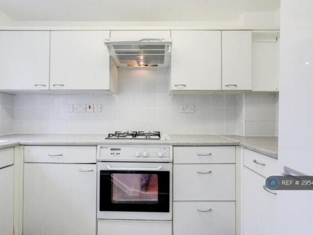 2 bedroom terraced house for rent in Brookhill Road, London, SE18