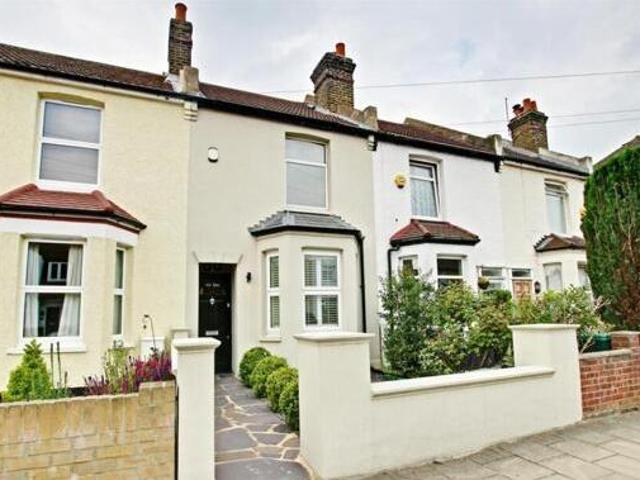 2 Bedroom Terraced House For Rent In Bromley
