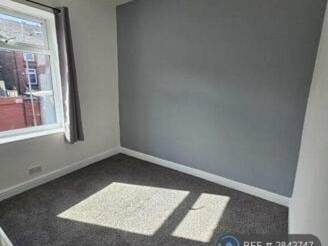 2 bedroom terraced house for rent in Broughton St, Bolton, BL1