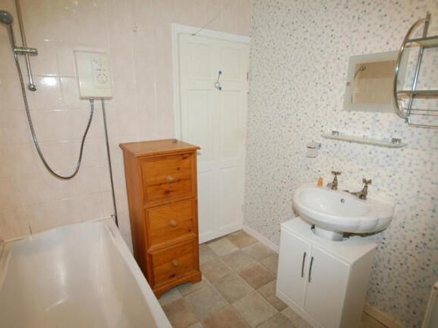 2 bedroom terraced house for rent in Buller Street, Bolton, BL3