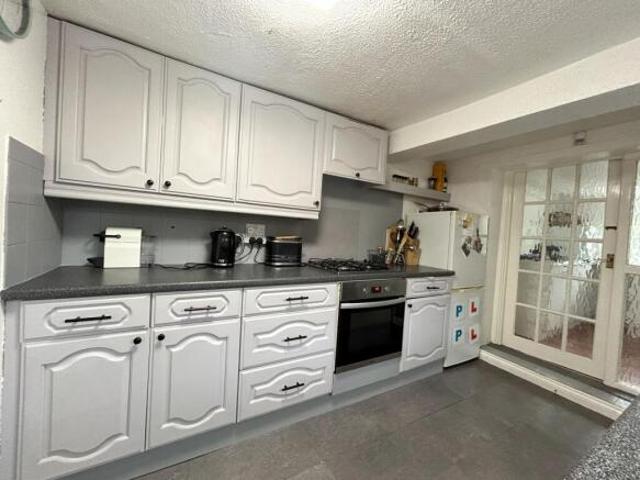 2 bedroom terraced house for rent in Burchells Green Road, Bristol, BS15
