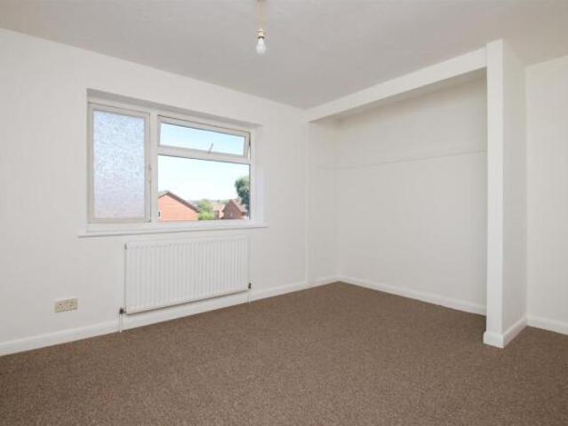 2 bedroom terraced house for rent in Burgess Gardens, Newport Pagnell, MK16