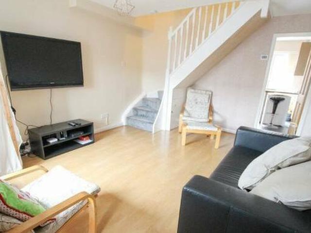 2 bedroom terraced house for rent in Burlington Street City Centre Liverpool L3