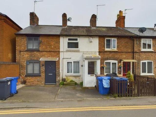 2 Bedroom Terraced House For Rent In Burton on trent, Staffordshire