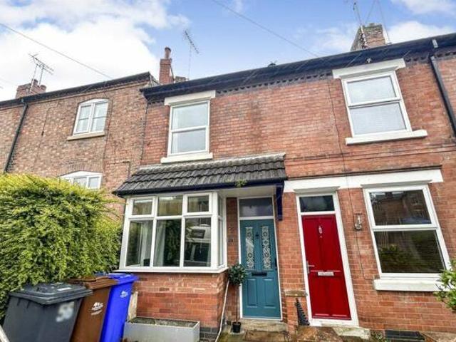 2 Bedroom Terraced House For Rent In Burton on trent, Staffordshire