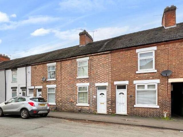 2 Bedroom Terraced House For Rent In Burton on trent, Staffordshire