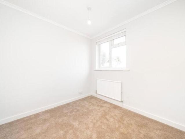 2 bedroom terraced house for rent in Byfield Road, Isleworth, TW7