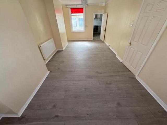 2 bedroom terraced house for rent in Gordon Street, Semilong, Northampton, NN2