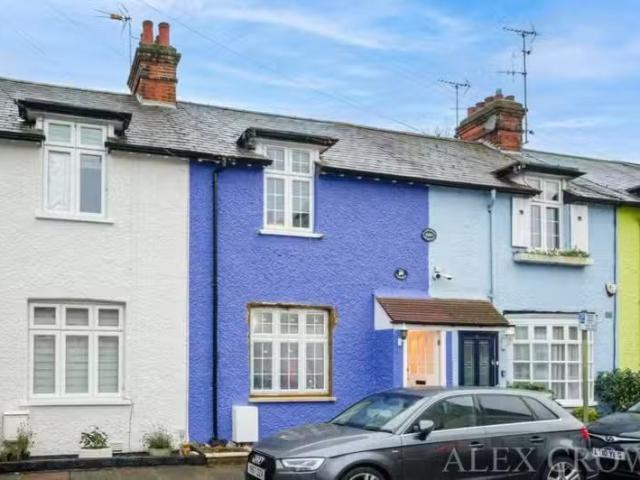 2 bedroom terraced house for rent in Garden City, Edgware, HA8