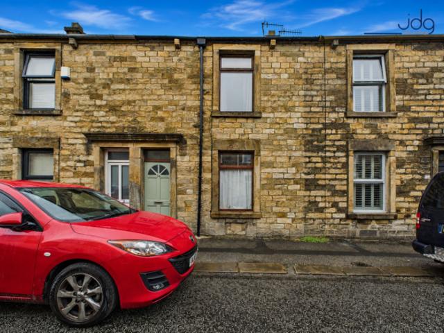 2 bedroom terraced house for rent in Garnet Street, Lancaster, LA1