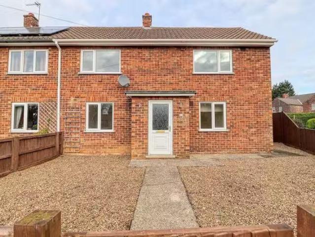 2 bedroom terraced house for rent in George Street, Keadby, DN17