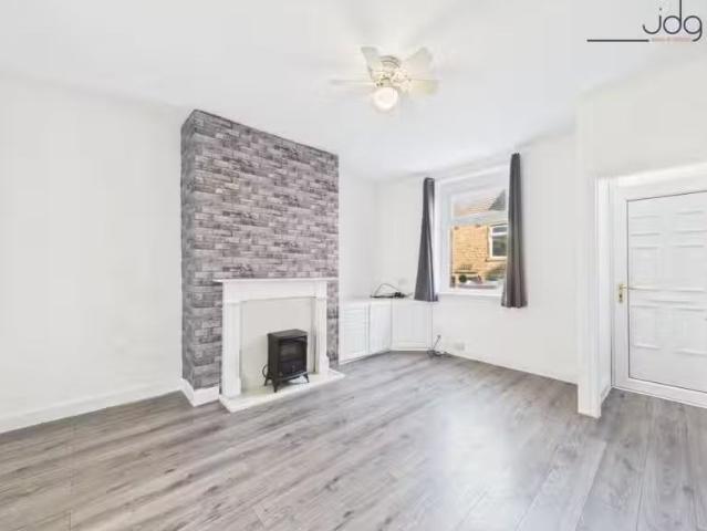 2 bedroom terraced house for rent in Gerrard Street, Marsh A.