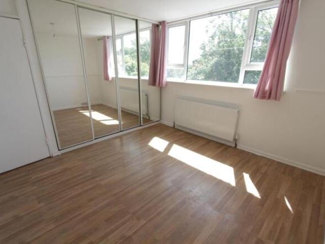 2 bedroom terraced house for rent in Gervase Avenue, Sheffield, S8