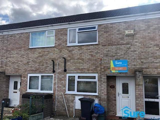 2 bedroom terraced house for rent in Giles Cox Quedgeley GL2 GL2