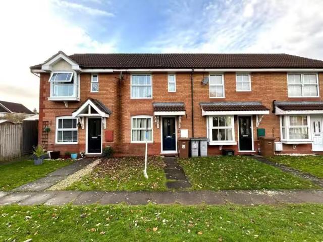 2 bedroom terraced house for rent in Gilmorton Close, Solihull.