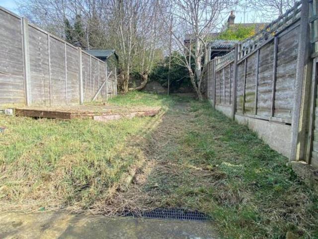 2 bedroom terraced house for rent in Gladstone Road, Penenden Heath, Maidstone, ME14