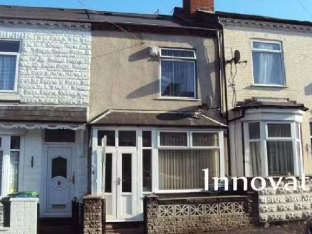 2 bedroom terraced house for rent in Gladys Road, Smethwick, B67