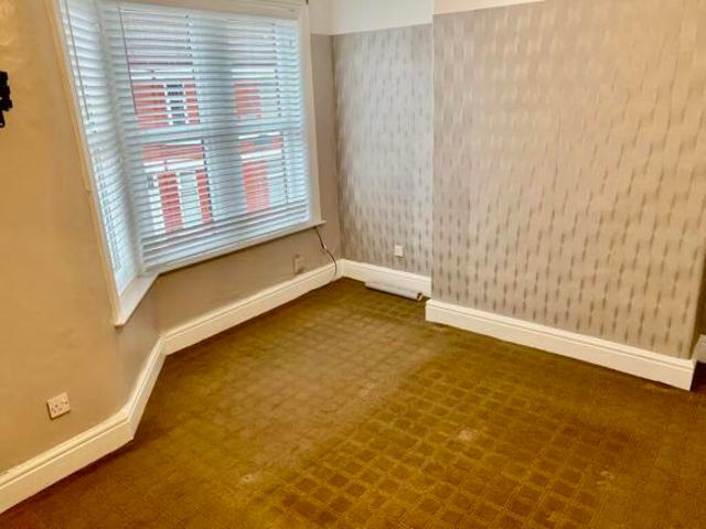 2 bedroom terraced house for rent in Glencairn road L13