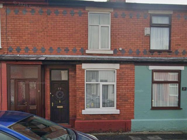 2 bedroom terraced house for rent in Grafton Street, Cheshire, Warrington, WA5