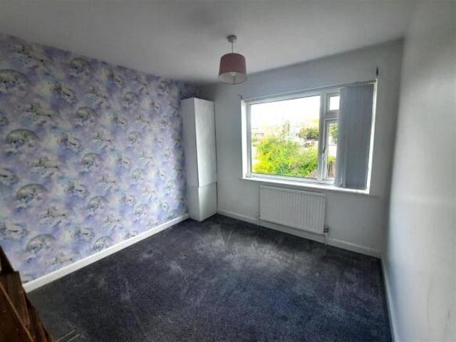 2 bedroom terraced house for rent in Grantham Road, Humberstone, Leicester, LE5