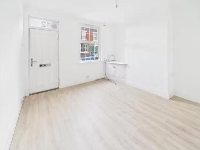 2 bedroom terraced house for rent in Granville Street, Derby.