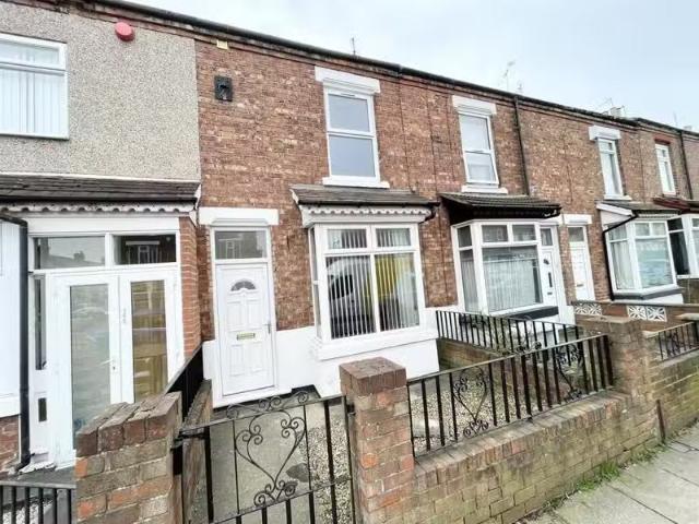 2 bedroom terraced house for rent in Greenbank Road, Darlingto.