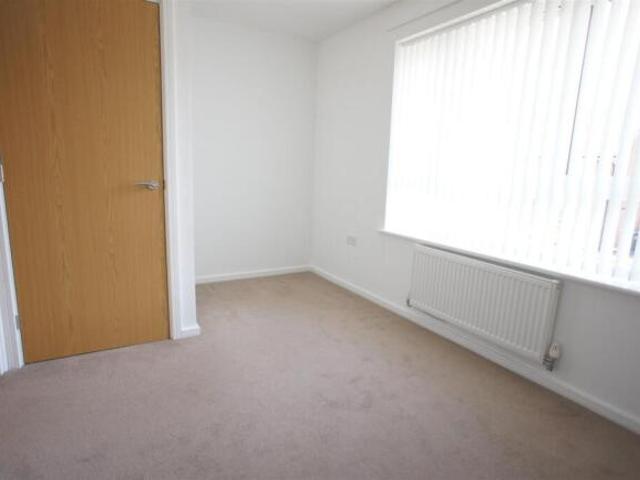 2 bedroom terraced house for rent in Greenfinch grove, Birchwood, Warrington, WA3