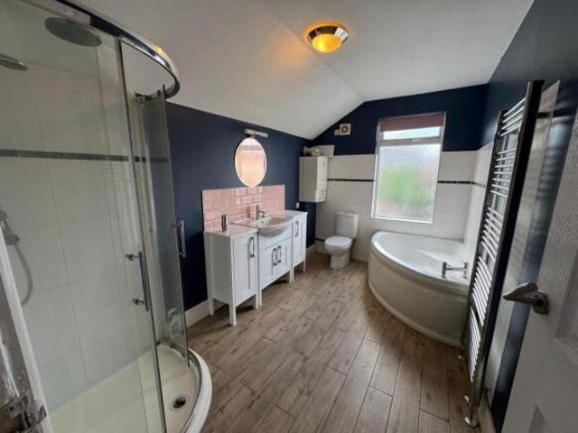 2 bedroom terraced house for rent in Grosvenor Street, Derby, DE24
