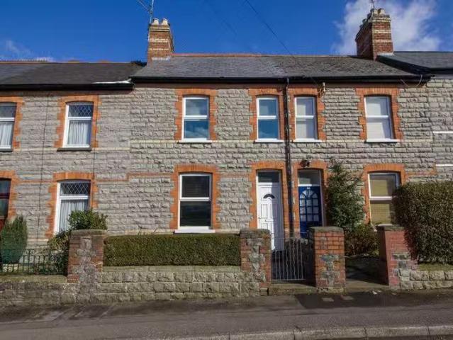 2 bedroom terraced house for rent in Grove Terrace, Penarth, C.