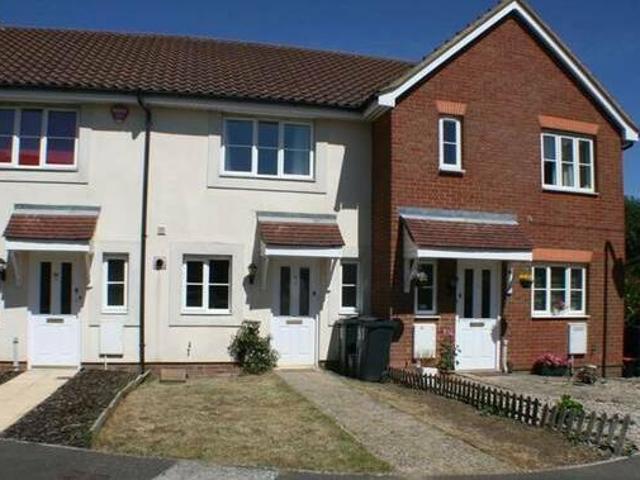 2 bedroom terraced house for rent in Guernsey Way Kennington TN24