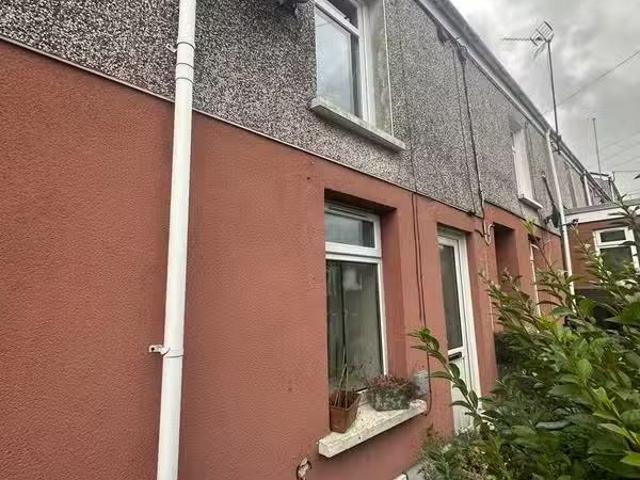 2 bedroom terraced house for rent in Dowlais, CF48