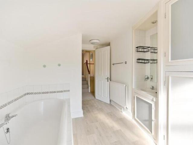2 bedroom terraced house for rent in Donnington Road, Reading, RG1