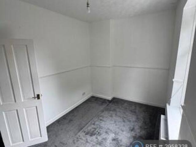 2 bedroom terraced house for rent in Darwin St, Bolton, BL1