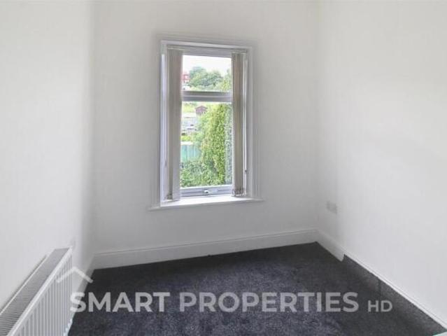 2 bedroom terraced house for rent in Dewhurst Road, Huddersfield, HD2