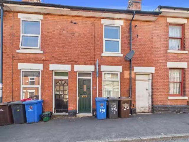 2 bedroom terraced house for rent in Dean Street, DE22