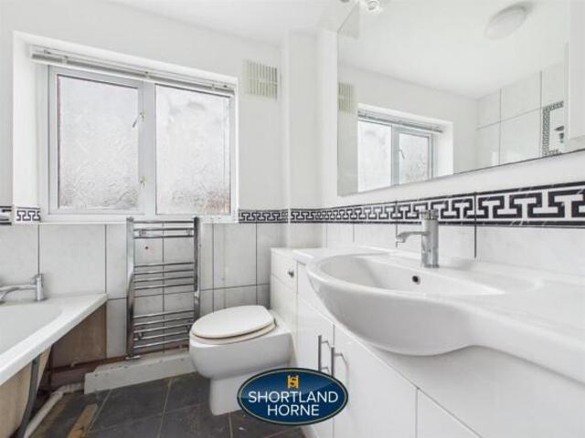 2 bedroom terraced house for rent in Deerdale Way, Binley, Coventry, CV3