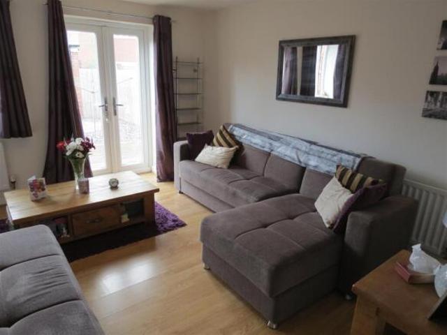 2 bedroom terraced house for rent in Drydock Way, Hempsted, GL2