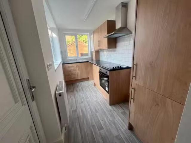 2 bedroom terraced house for rent in Duke Street, Nuneaton, CV11