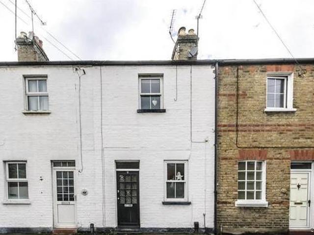 2 bedroom terraced house for rent in Duke Street Windsor SL4 1SH SL4