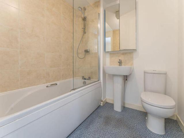2 bedroom terraced house for rent in Dunipace Road, South Gyle, Edinburgh, EH12
